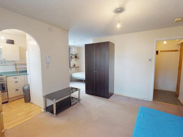 Summer offer 20% off First Month of rent Studio