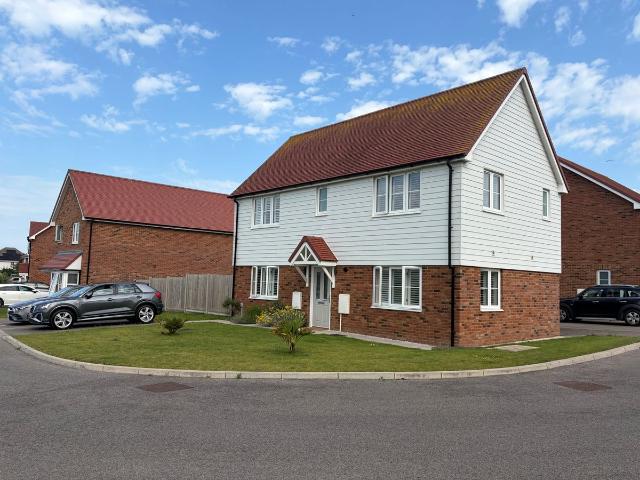 Summer Meadow, Deal CT14, 3 bed property to rent, £1,700 pcm | PrimeLocation