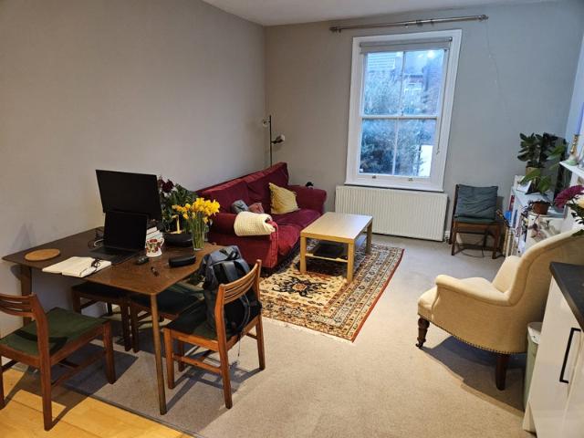 Summer Sublet – Flat Near Brockwell Park