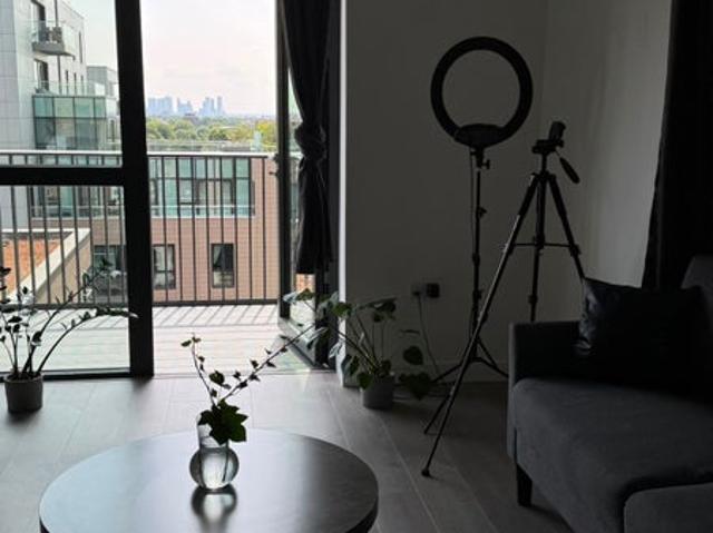 Summer sublet in bright, modern 1 bed flat
