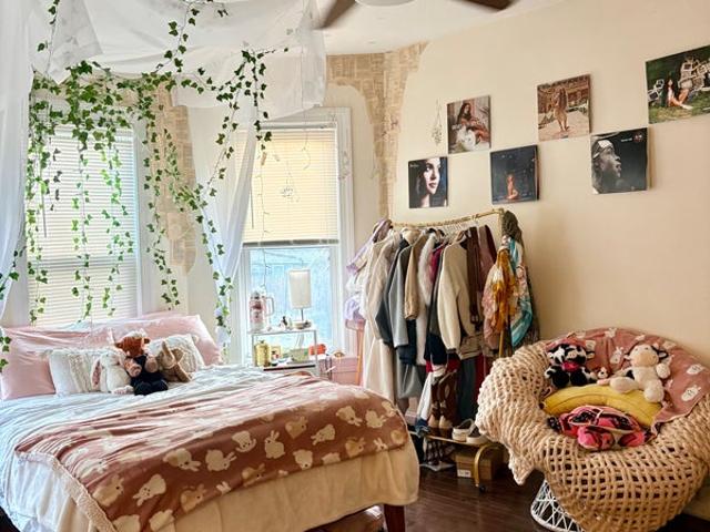 Summer Sublet Jamaica Plain All Female June~Aug