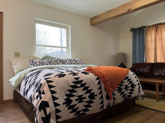 Summer Sublet with Long Term Potential