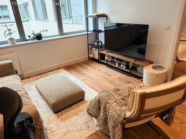 Summer sublet 1b in Ancoats