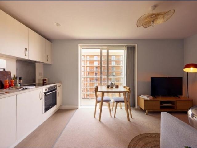 Summer Sublet