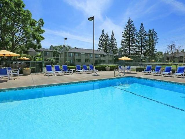 Summer Place 1 Bedroom Apartment for Rent at 445 W Nees Ave, Fresno, CA 93711