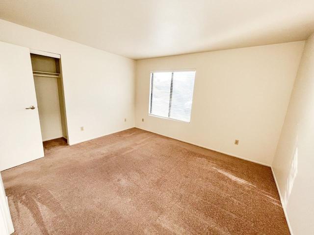 Summer Place 2 Bedroom Apartment for Rent at 445 W Nees Ave, Fresno, CA 93711