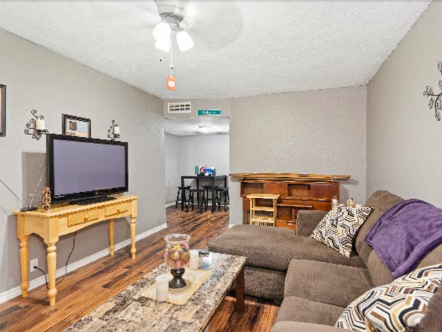 Summer Rose Apartments 1 Bedroom Apartment for Rent at 3122 Culebra Rd, San Antonio, TX 78228 Memorial Heights