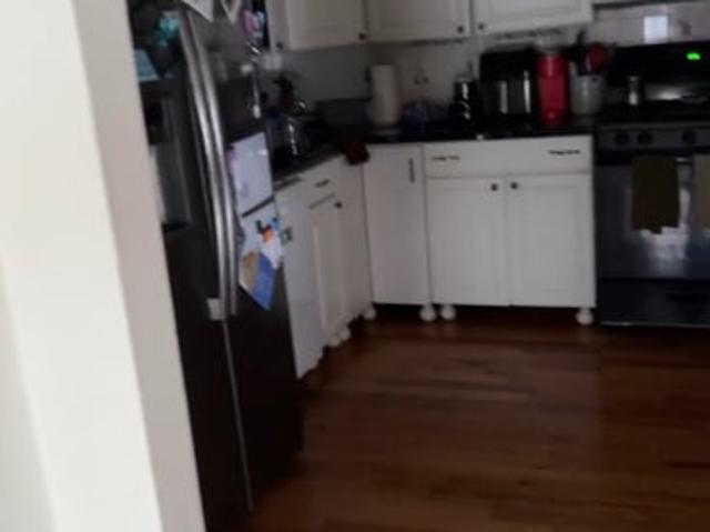 SUMMER RENTAL FURNISHED ROOM AND PRIVATE BATH