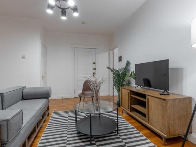 Summer rental for 2 months in Boston