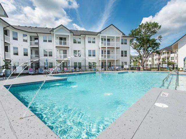 Summer Wind 1 Bedroom Apartment for Rent at 1001 Linger Longer Dr, Summerville, SC 29483