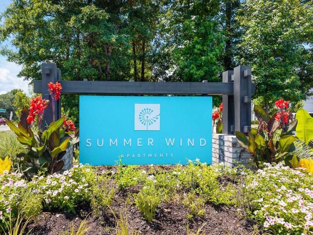 Summer Wind Studio Apartment for Rent at 1001 Linger Longer Dr, Summerville, SC 29483