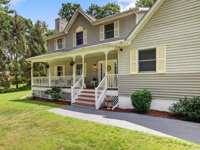 Summer Winds Ct, Cornwall On Hudson, Home For Sale