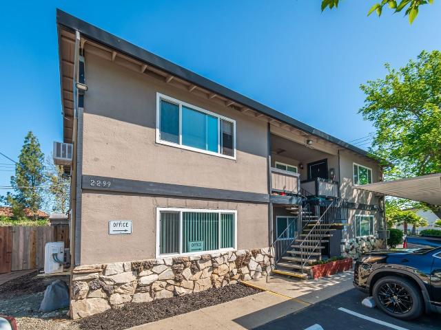 Summer Trace Eden Roc 2 Bedroom Apartment for Rent at 2299 Eden Roc Ln, Sacramento, CA 95825