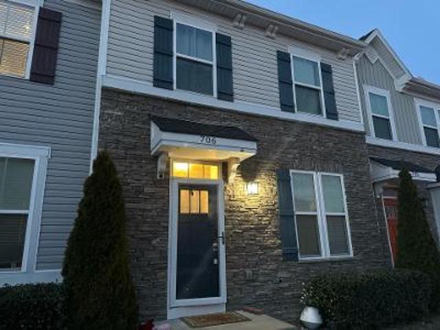 Summercrest Blvd Apt 706