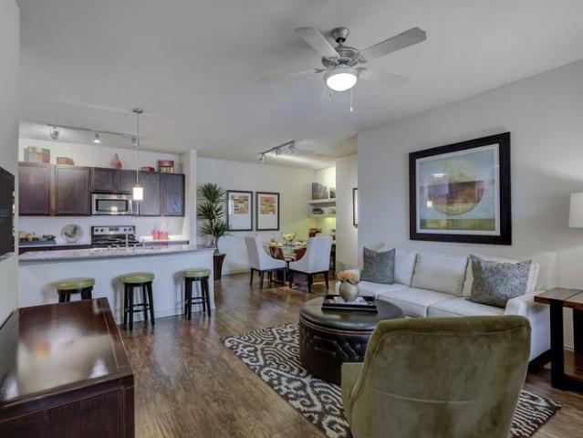 Summercrest Burleson Apartments 1 Bedroom Apartment for Rent at 1320 Nw Summercrest Blvd, Burleson, TX 76028