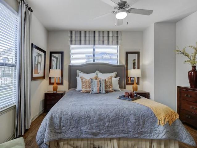 Summercrest Burleson Apartments 1 Bedroom Apartment for Rent at 1320 Nw Summercrest Blvd, Burleson, TX 76028