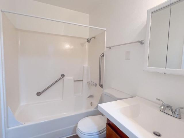 Summerfield Villas 1 Bedroom Apartment for Rent at 1225 E Grand Ave, Escondido, CA 92027 Midway