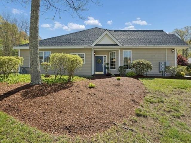 Summerfield Dr Unit,grafton, Condo For Sale