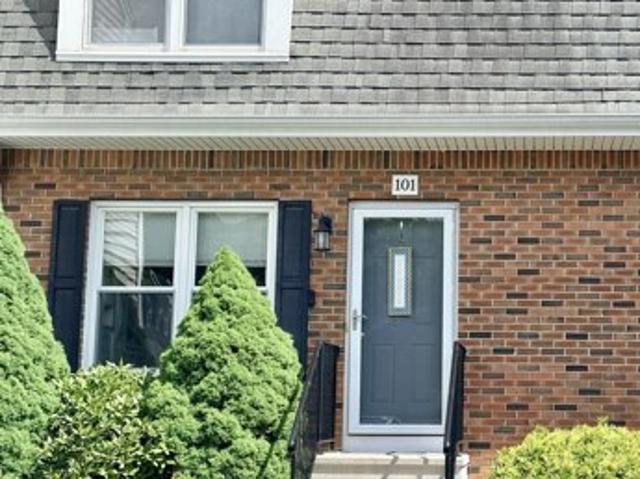 Summerhill Rd Unit,wallingford, Home For Sale