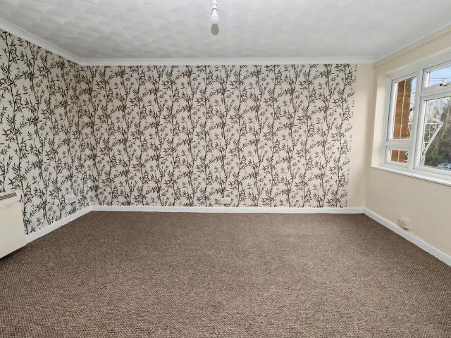 Summerlands Road, Fair Oak, Eastleigh SO50, 2 bed flat to rent, £950 pcm | PrimeLocation