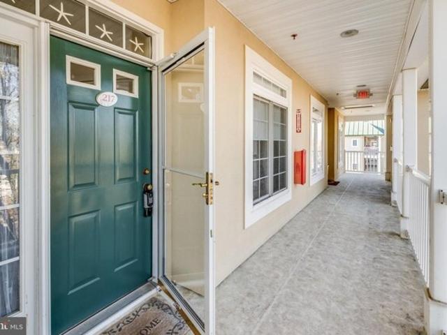 Summerlyn Dr Apt,lewes, Condo For Sale