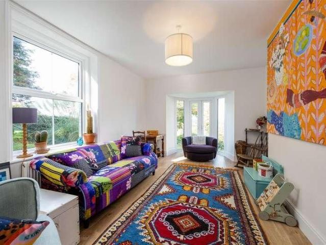 Summers Lane, Totland Bay, PO39