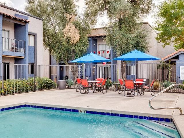 Summers Point 1 Bedroom Apartment for Rent at 4441 W Bethany Home Rd, Glendale, AZ 85301