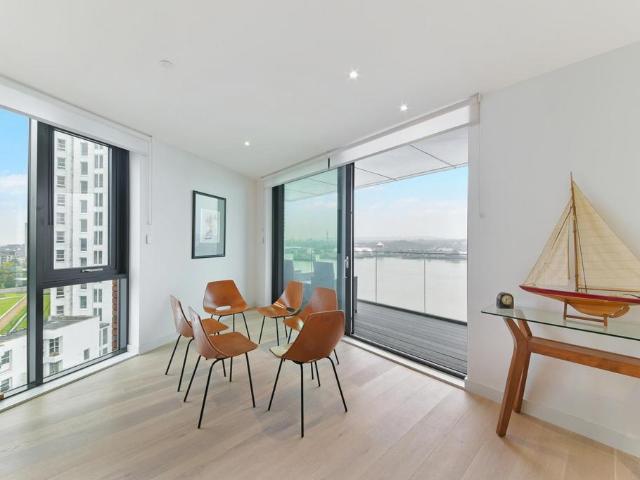 Summerston House, Royal Wharf. 3 bed apartment to rent £3,250 pcm £750 pw
