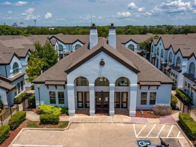 Summit at Benavides Park 4 Bedroom Apartment for Rent at 1700 S Hamilton St, San Antonio, TX 78207 Greater Gardendale