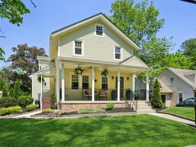 Summit Ave, Berlin, Home For Sale