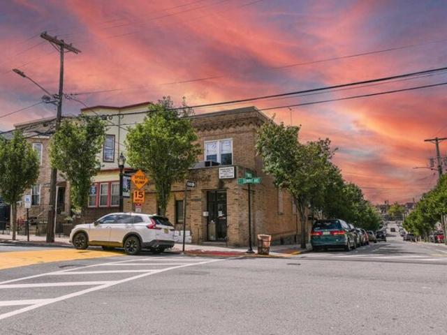 Summit Ave, Union City, Home For Sale