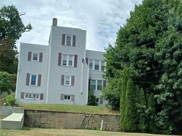 Summit Ave, West Warwick, Home For Sale