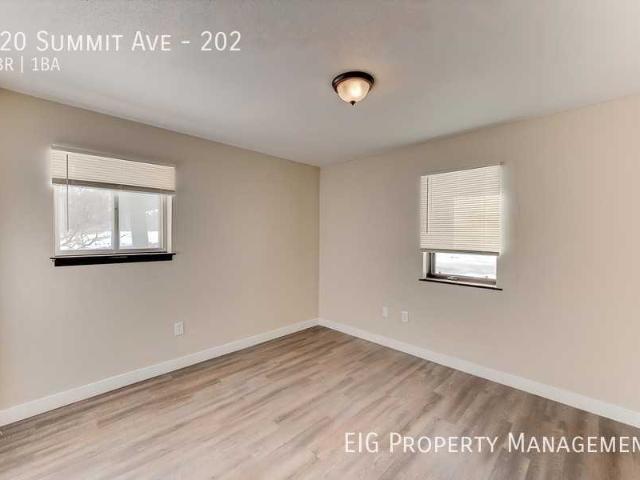 Summit Bryant 1 Bedroom Apartment for Rent at 920 Summit Ave, South St. Paul, MN 55075 South Park