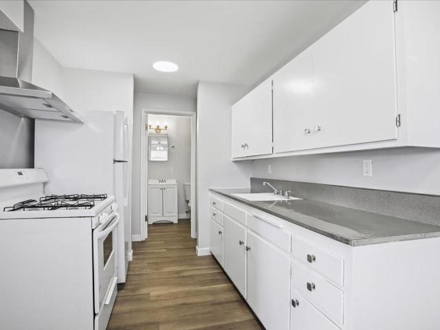 Summit Grove Flats 1 Bedroom Apartment for Rent at 305 Lind Ave Sw, Renton, WA 98057 Earlington Hill