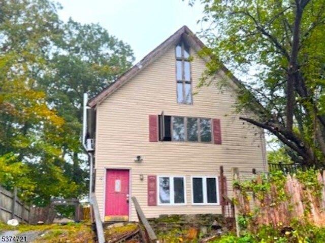 Summit Dr, Wantage Township, Home For Sale