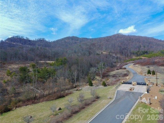 Summit Hills Dr, Candler, NC 28716