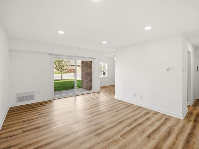 Summit Square Apartments 2 Bedroom Apartment for Rent at 1201 W Crestview Dr, Lebanon, PA 17042