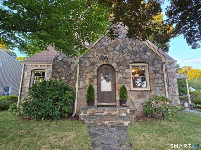 Summit St, Manchester, Home For Sale