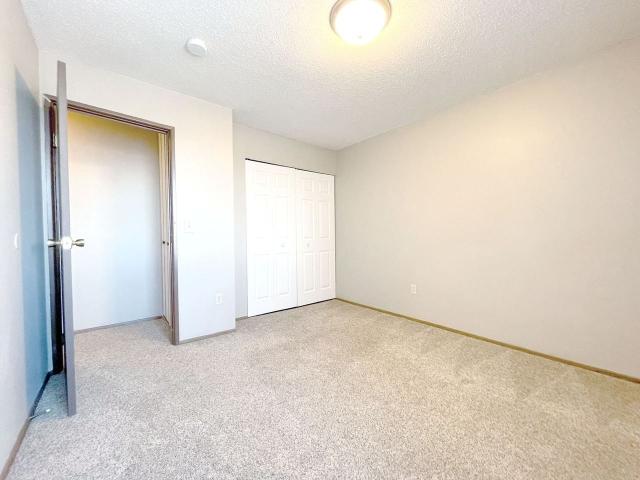 Summit Park 2 Bedroom Apartment for Rent at 605 505, 525, 605 & 705 Park Street, Minot, ND 58701