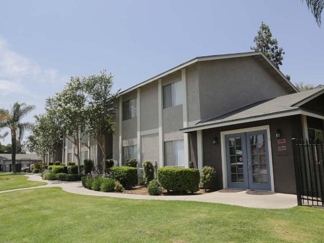 Summit Place Apartments 2 Bedroom Apartment for Rent at 23650 Hemlock Ave, Moreno Valley, CA 92557