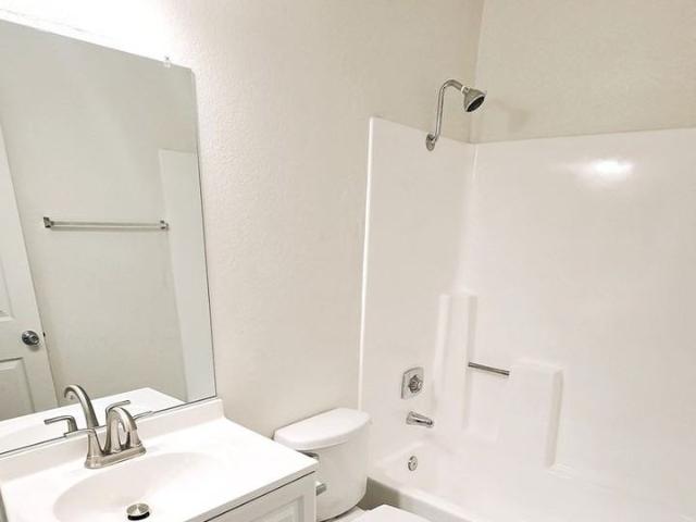 Summit Place Apartments 2 Bedroom Apartment for Rent at 23650 Hemlock Ave, Moreno Valley, CA 92557