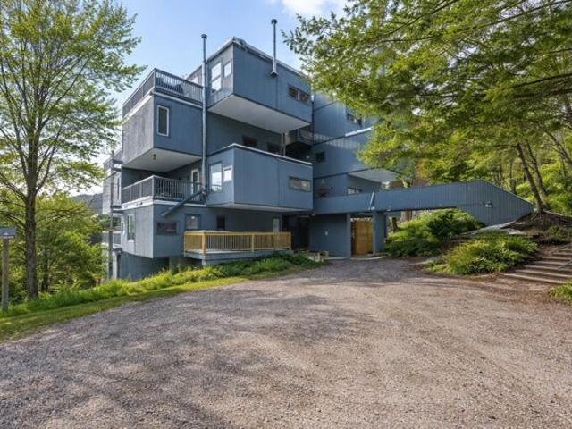 Summit Rd Unit,warren, Condo For Sale