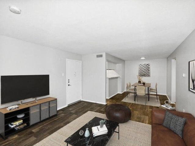 Summit Ridge 1 Bedroom Apartment for Rent at 1604 Ridge Haven Dr, Arlington, TX 76011