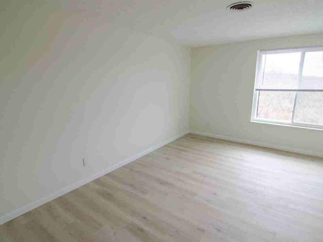 Summit Ridge Apartments 2 Bedroom Apartment for Rent at 5469 Kirby Ave, Cincinnati, OH 45223 Mount Airy