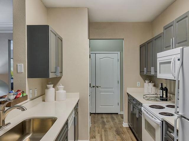 Summit Ridge Apartments 3 Bedroom Apartment for Rent at 701 Ne Tudor Rd, Lees Summit, MO 64086