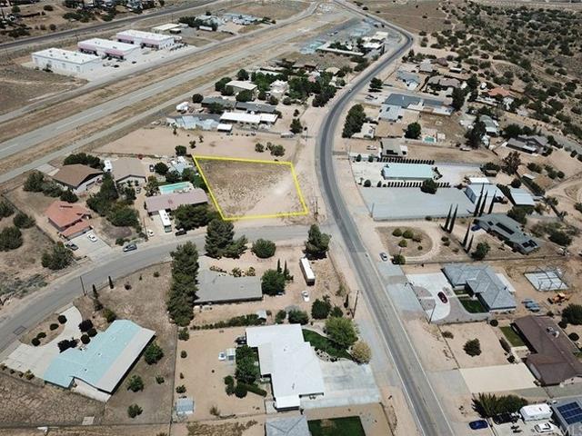 Summit Valley Rd, Hesperia, CA 92345