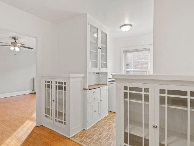 Summit View Apartments Studio Apartment for Rent at 1335 Grand Ave, St. Paul, MN 55105 Macalester Groveland