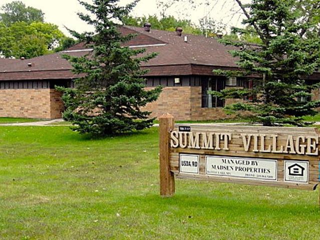 Summit Village Apartments