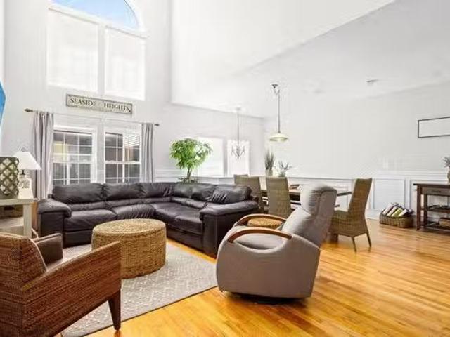 Sumner Avenue