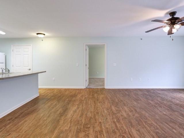Sumner Gardens Court Apartments 3 Bedroom Apartment for Rent at 923 S Westland Ave, Gallatin, TN 37066